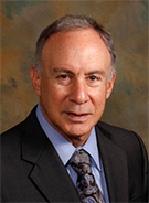 arenson-receives-esr-honorary-membership | RSNA